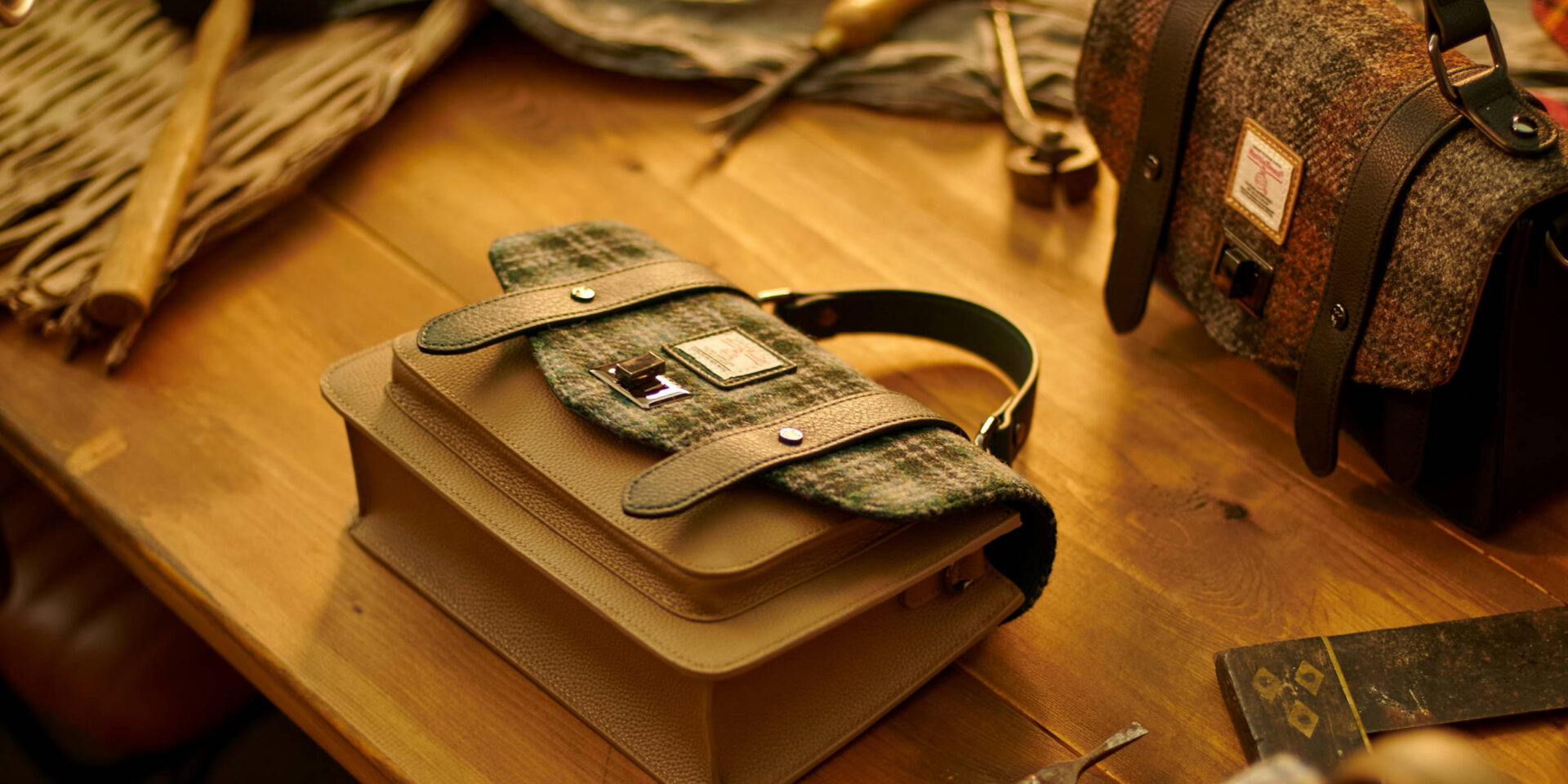 Islander Workshop Experience | Edinburgh Tourist